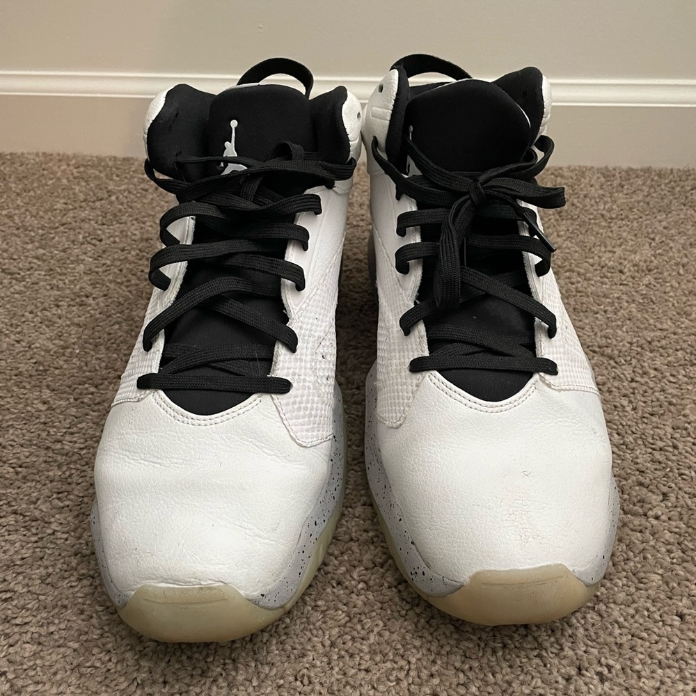 Nike Air Jordans - Gem